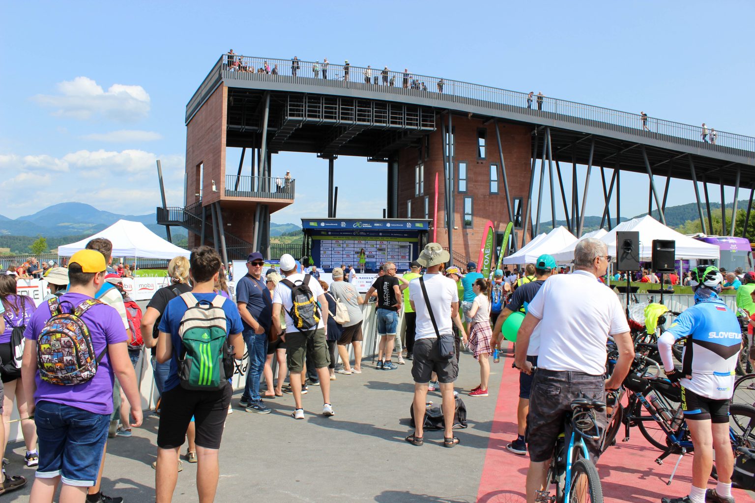 (FOTO in VIDEO) Velenje gostilo etapni start dirke Po Sloveniji ...